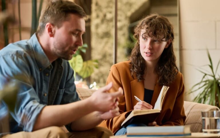 How to Get Your Ex Back? [Follow These 8 Steps] - Smart Relationship Tips